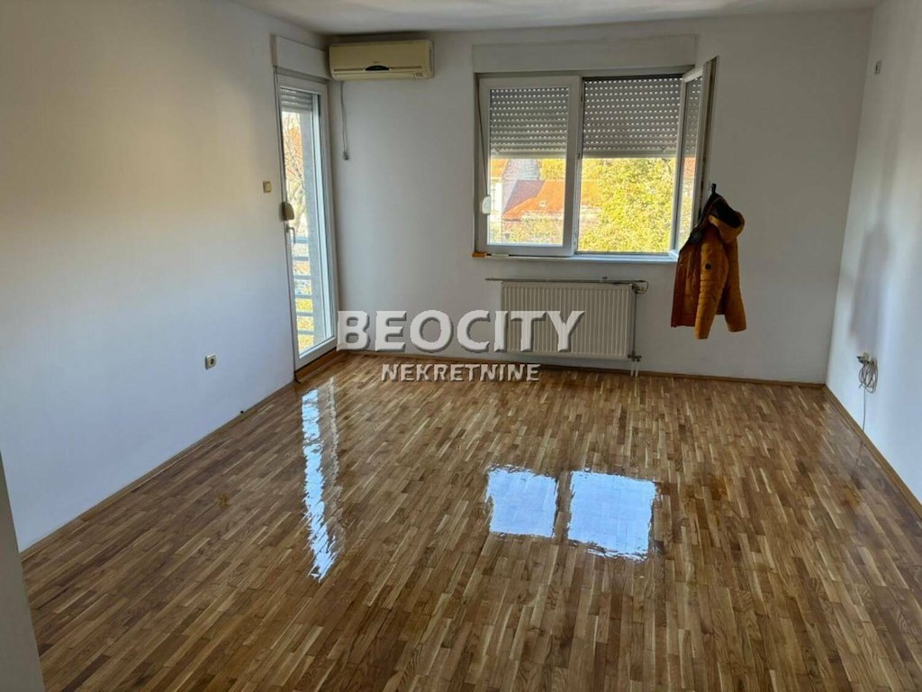 Novi Sad, Grbavica, Trg Komnenskog, 2.0, 55m2, 400EUR