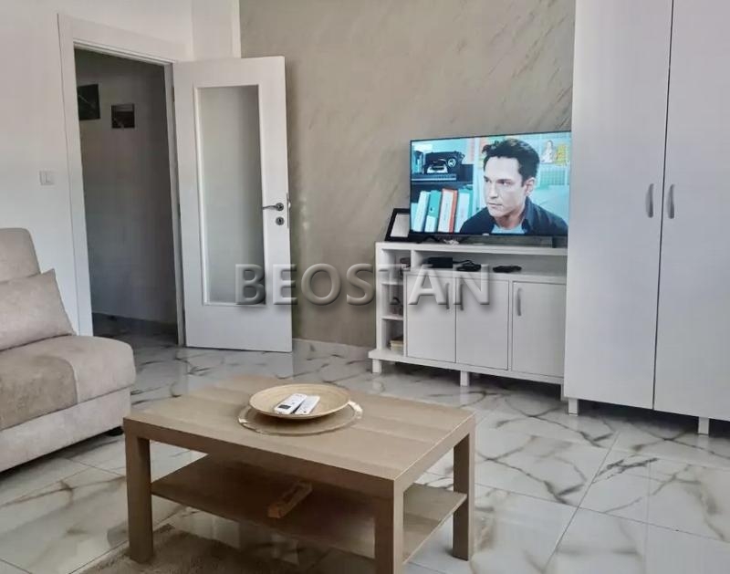Novi Beograd - Fontana #65102 600 €
