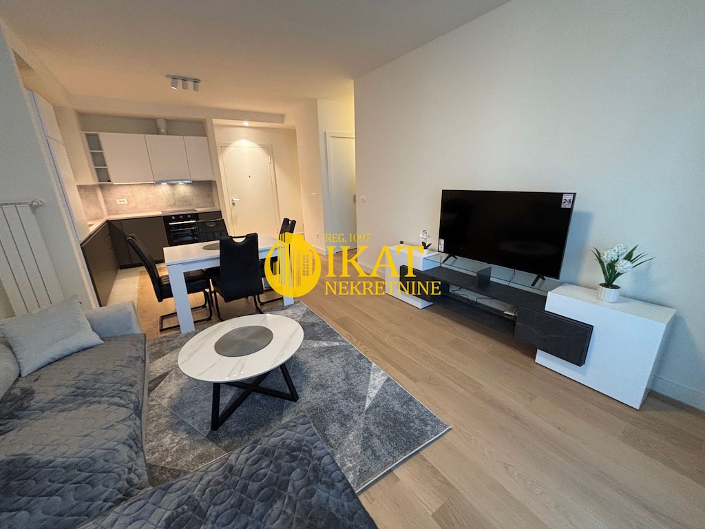 BW Echo, Beograd na vodi 56m2, lux neuseljavan stan ID#4732 1.300 €