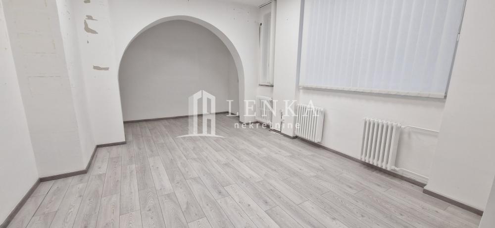 Banovo brdo ID#1564 2.040 €