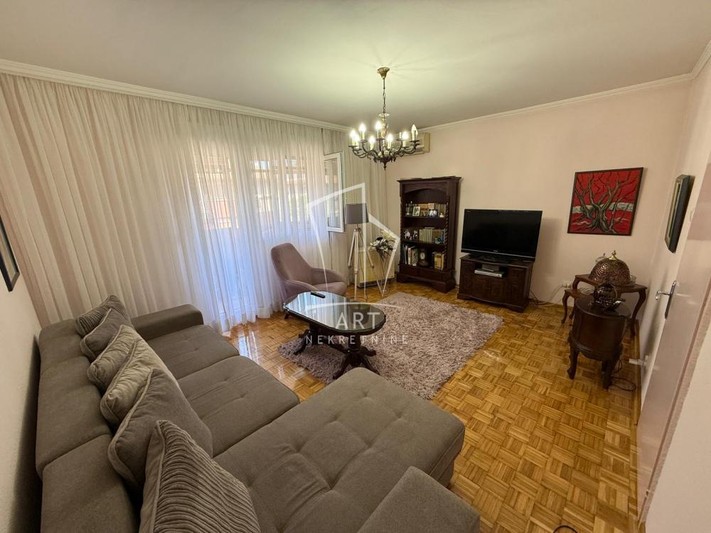 Duplex u mirnom kraju, mereno 100m2 ID#12889 150.000 €