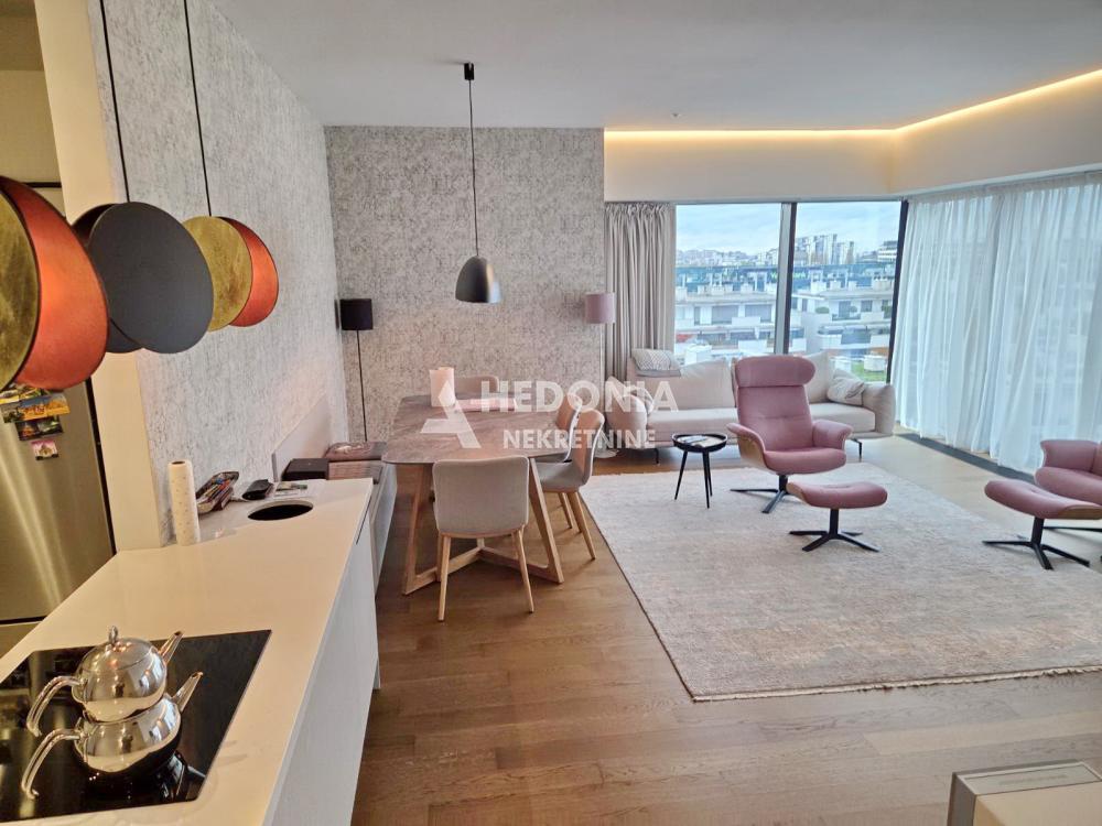 West Tower, nov, lux 4.0, opremljen, čaroban ID#10270 725.000 €