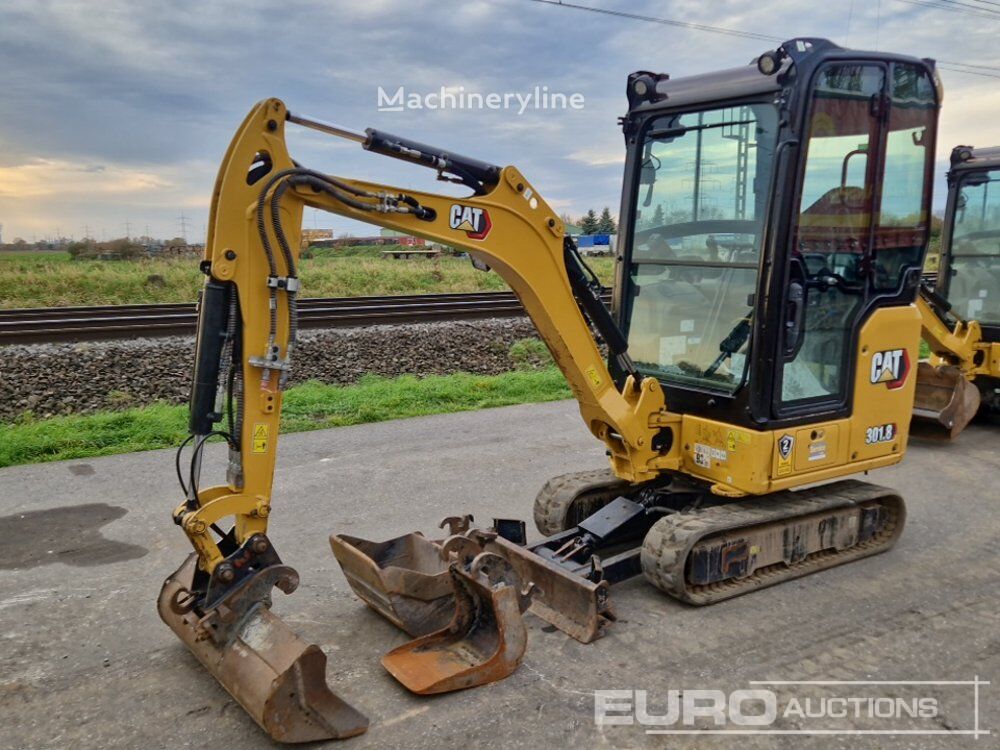 Prodaje se Caterpillar 301.8 mini bager na aukciji
