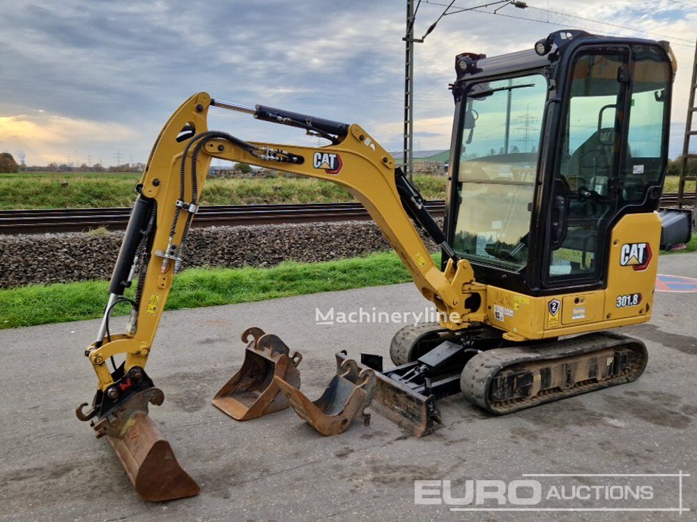 Prodaje se Caterpillar 301.8 mini bager na aukciji