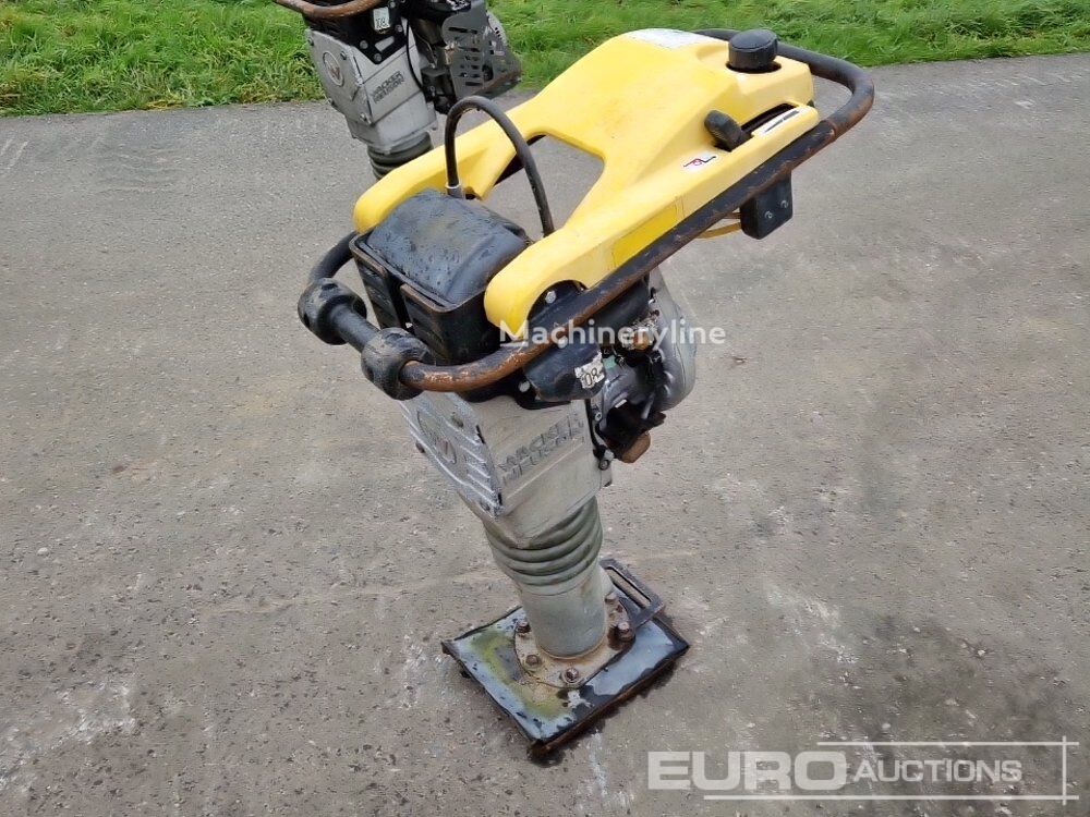 Prodaje se Wacker Neuson BS50-2 vibro ploču na aukciji