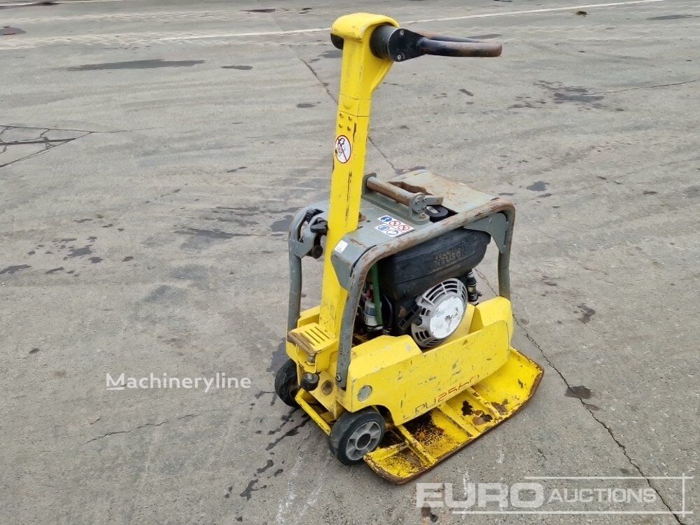 Prodaje se Wacker Neuson DPU2560H vibro ploču na aukciji