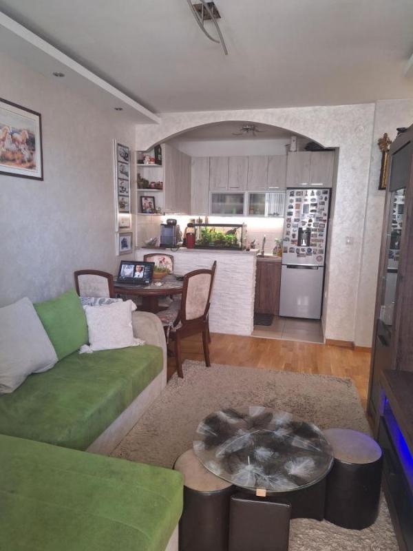 Dvoiposoban stan na prodaju, 53m2, 135.000€