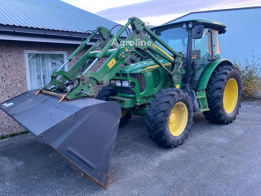 Prodaje se John Deere 5100R traktor točkaš na aukciji