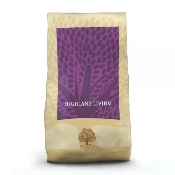 Essential Highland Living Suva hrana za pse, 10 kg