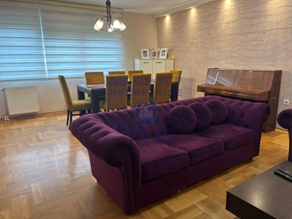 Četvorosoban stan na prodaju, 95m2, 274.000€