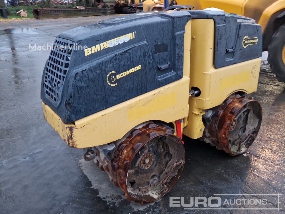 Prodaje se BOMAG BMP8500 kompaktor na aukciji