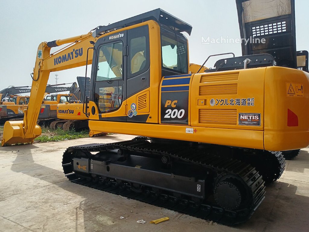 Komatsu PC200 bager guseničar