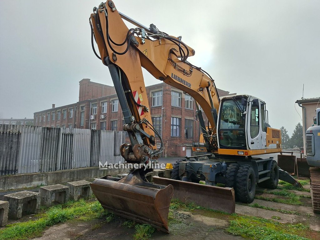 Prodaje se Liebherr A 914 C LITRONIC 4X4 bager točkaš na aukciji