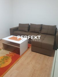 Centar, manji dvosoban 44m2, ta, prvi sprat