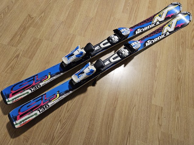 Juniorske race skije Nordica Dobermann SLJ 136 136cm r1