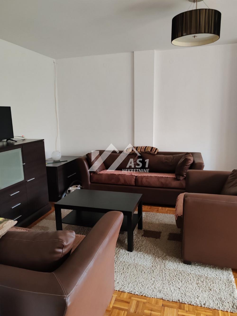 IZDAJE SE DVOIPOSOBAN STAN NA LIMANU III-pet friendly ID#4467 400 €