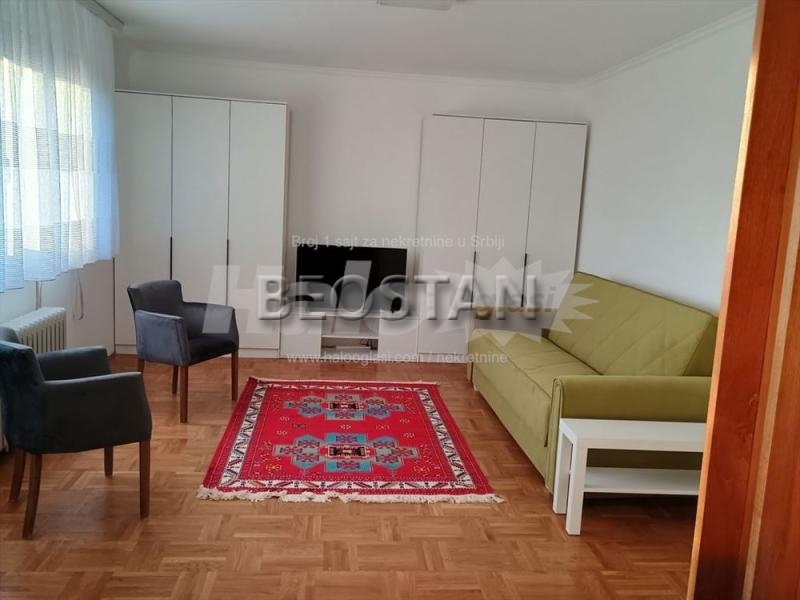 Novi Beograd - Stari merkator #65239 700 €