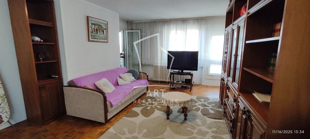 Jurija Gagarina, Trosoban stan za izdavanje, 85m2, 700€