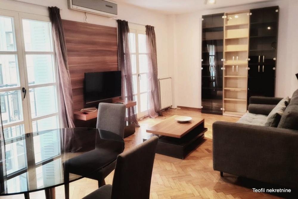 Sokolska, Trosoban stan za izdavanje, 81m2, 1.200€