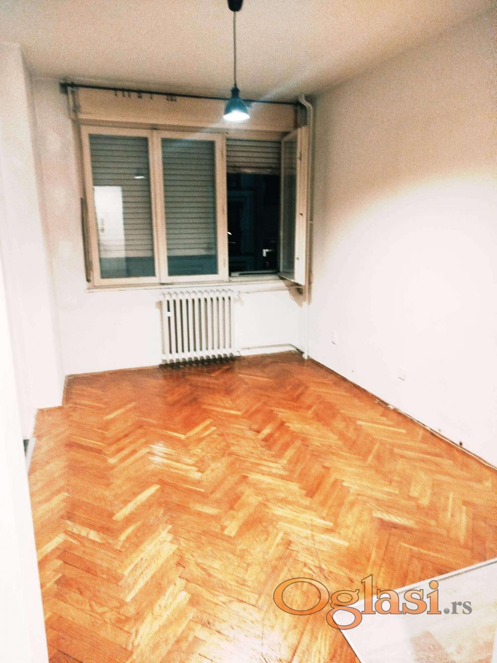 Strahinjića Bana, Dvosoban stan za izdavanje, 45m2, 650€