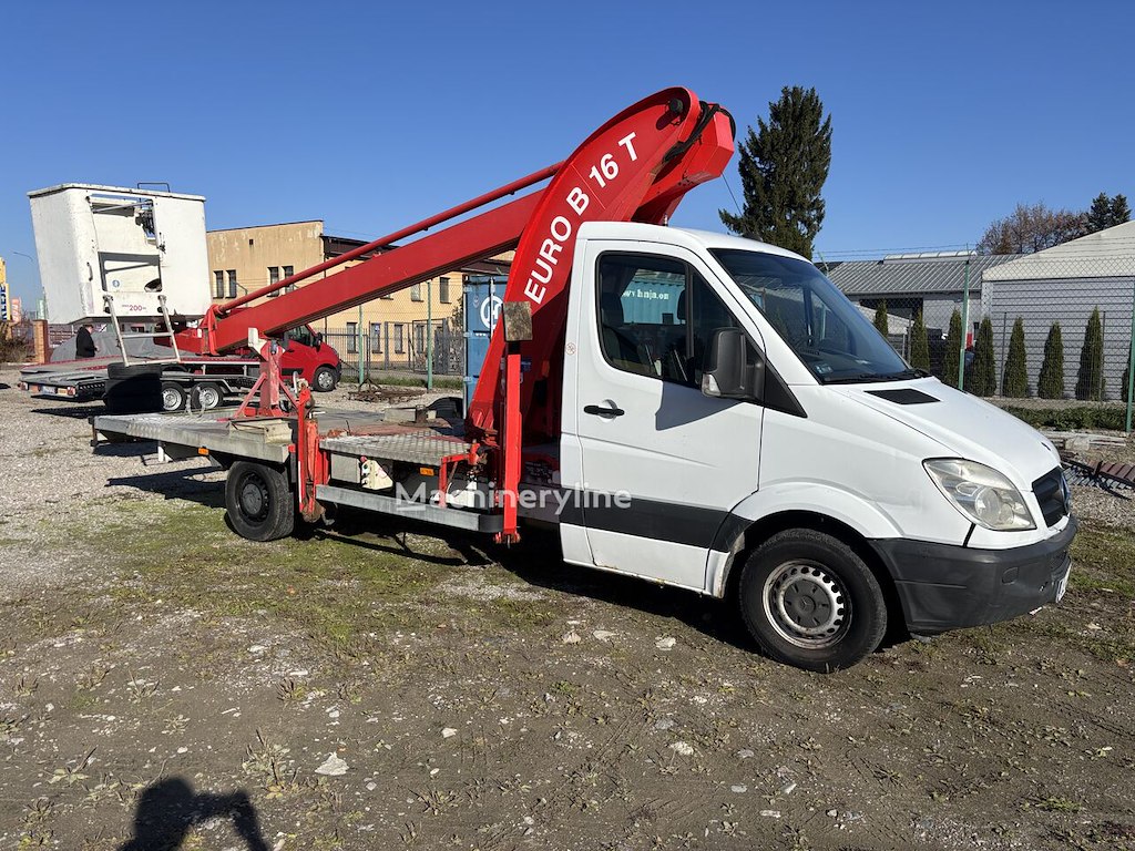 Mercedes-Benz Sprinter 311 auto dizalica s korpom