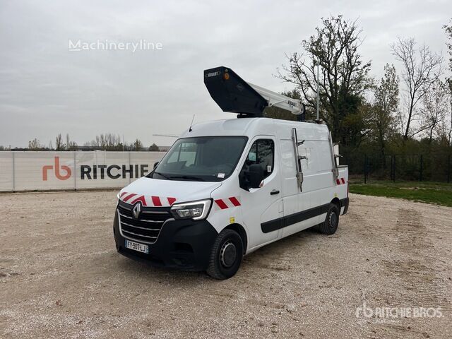 Prodaje se Renault Master auto dizalicu s korpom na aukciji