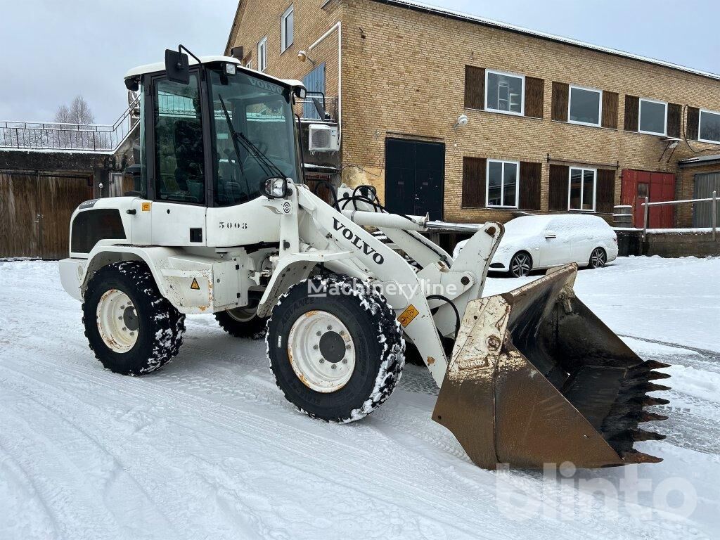 Prodaje se Volvo L30G prednji utovarivač na aukciji