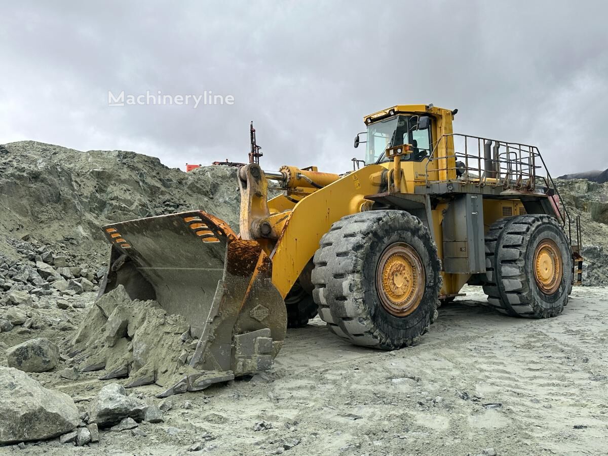 Prodaje se Komatsu 2003 Komatsu WA800-3 Hjullaster med 11 m3 skuffe - Spakstyring- prednji utovarivač na aukciji