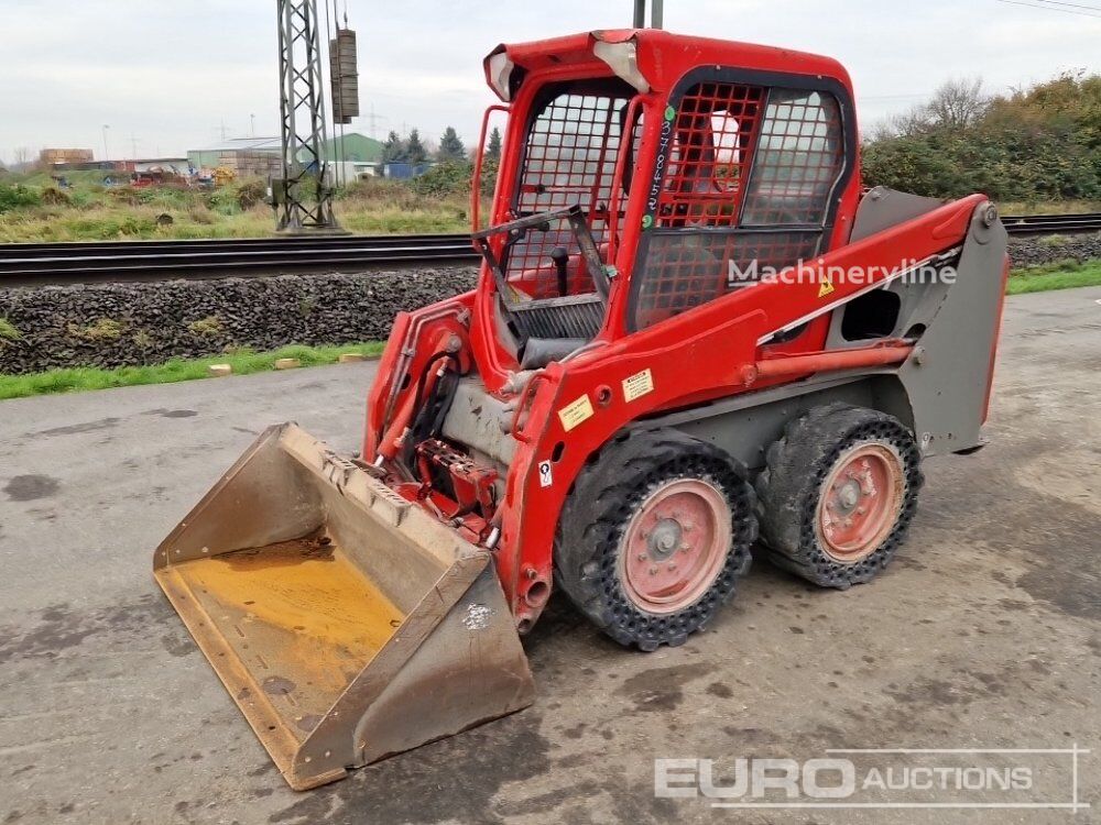 Prodaje se Skidsteer Loader, Piped mini utovarivač na aukciji