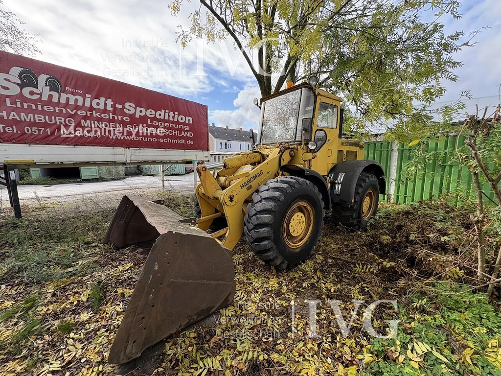 Prodaje se B11 A1 prednji utovarivač na aukciji
