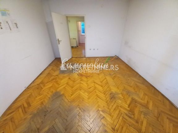 Voždovac, Kumodraška, 60m2, pr,eg, garaža ID#1811