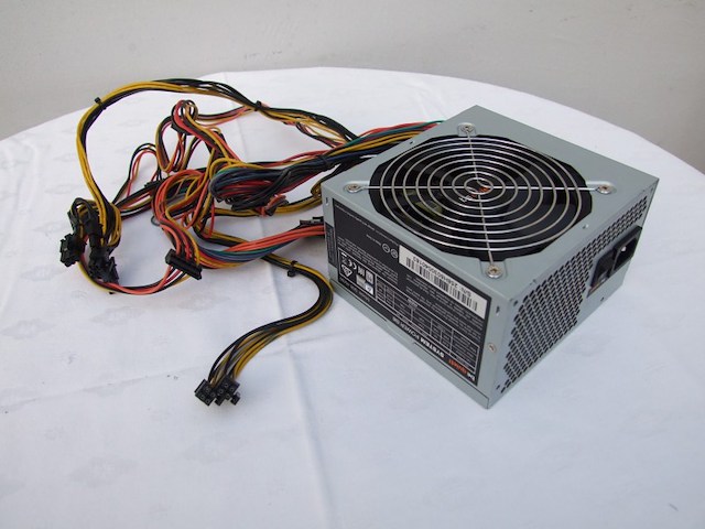 Be quiet System Power 8 450W ActivePFC! 80+ Bronze