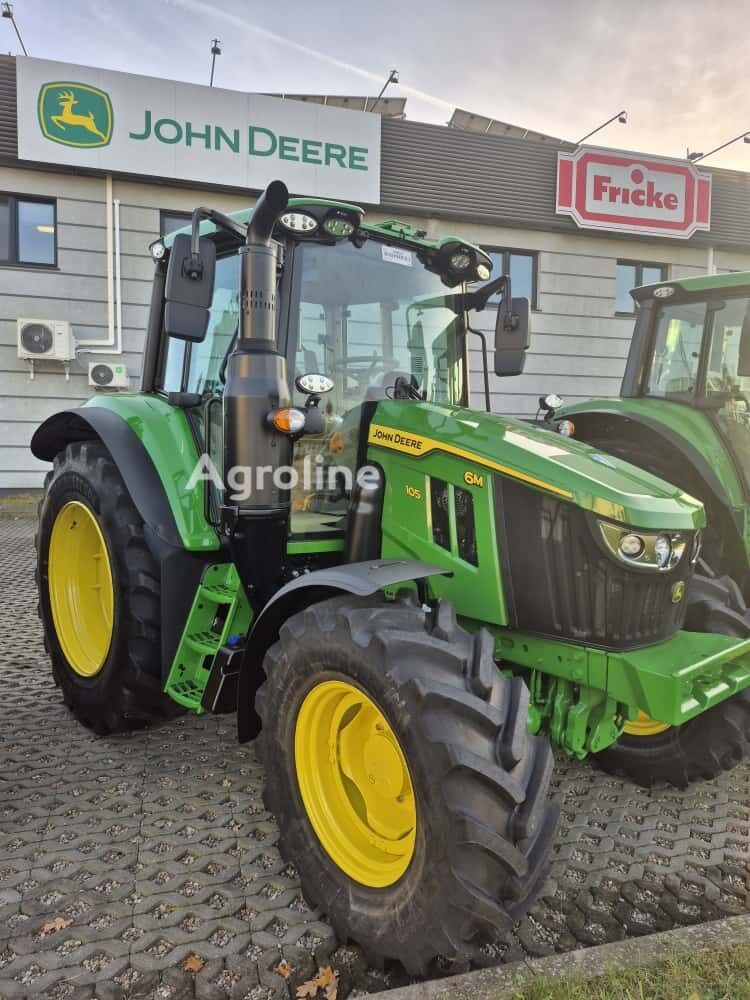 Novi John Deere 6M 105 traktor točkaš