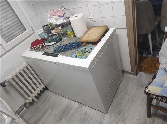 Gorenje zamrzivac 290l hitno