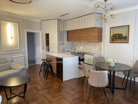 Renoviran stan u urbanom delu Senjaka