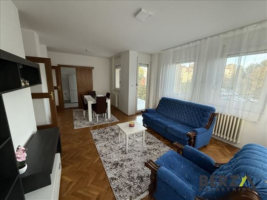 Novi Sad, Centar, Stan, 2.5, 64,00m2