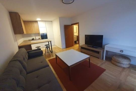 Moderan 2.0 stan, Držićeva, 52m2 namešten, garažno