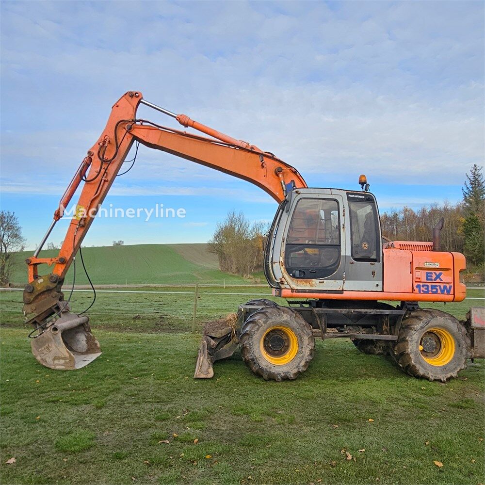 Prodaje se Fiat-Hitachi EX135 W bager točkaš na aukciji