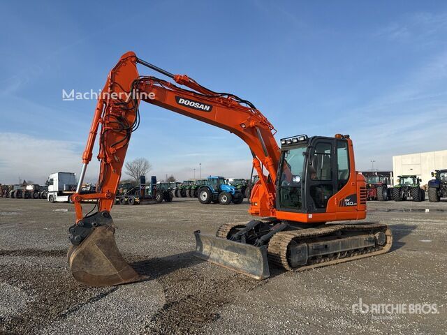 Prodaje se Doosan DX140LCR-3 midi bager na aukciji
