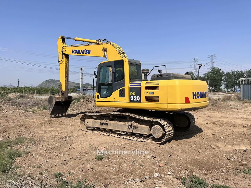 Komatsu 220-8MO bager guseničar