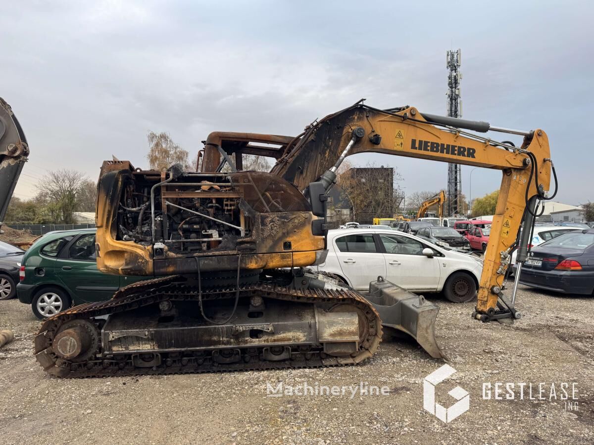 Liebherr R914 COMPACT bager guseničar nakon udesa