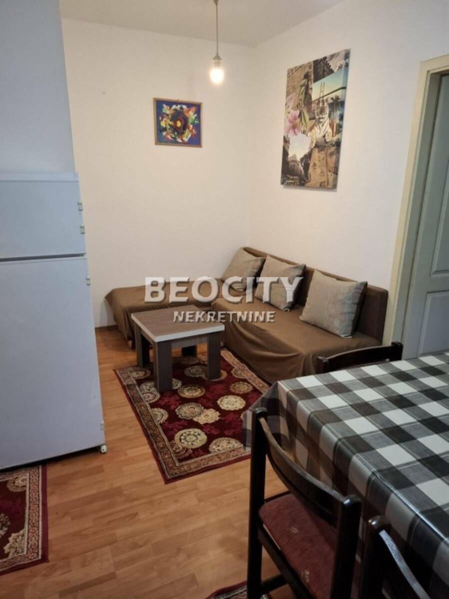 Palilula, Višnjička Banja, Slanački put, 1.5, 30m2, 330EUR