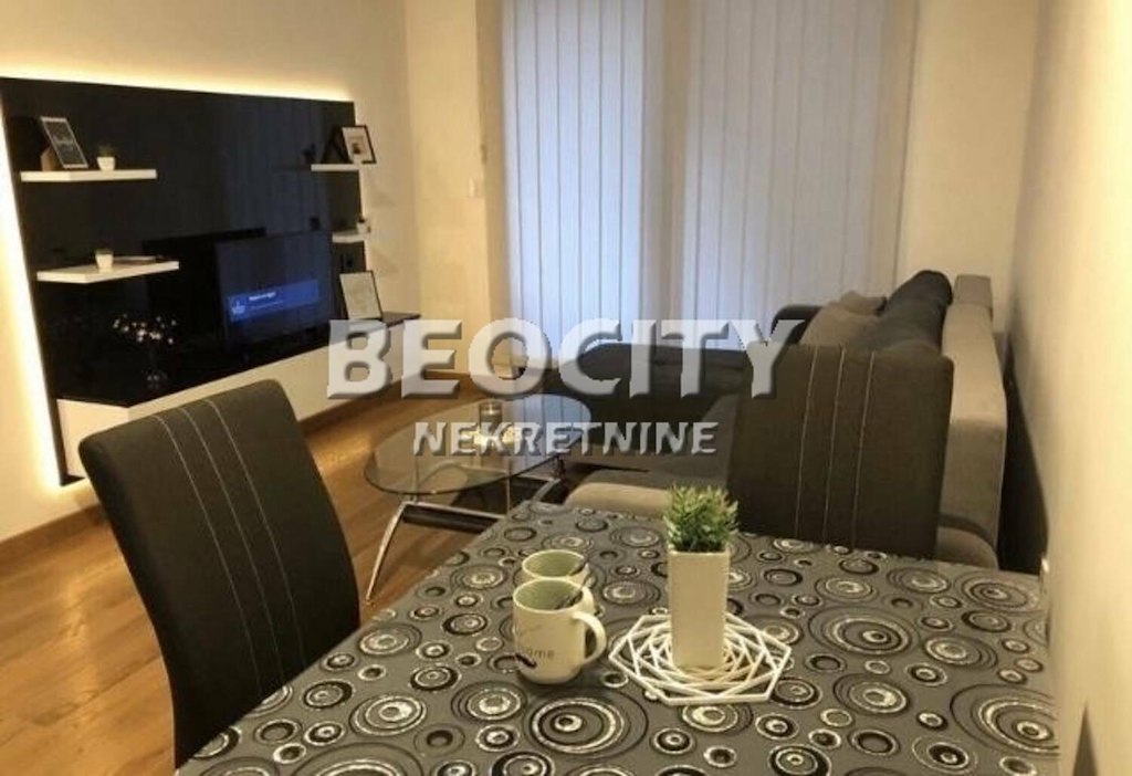 Novi Sad, Centar, Pupinova palata, 2.0, 40m2, 500EUR