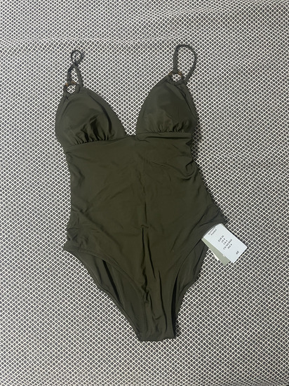 Nov H&M kupaci 36