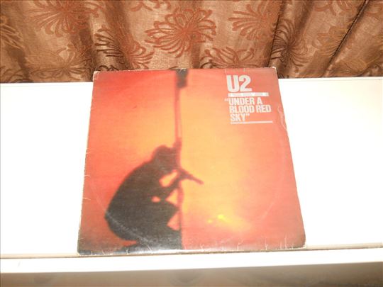 LP U2-Under a Blood Red Sky