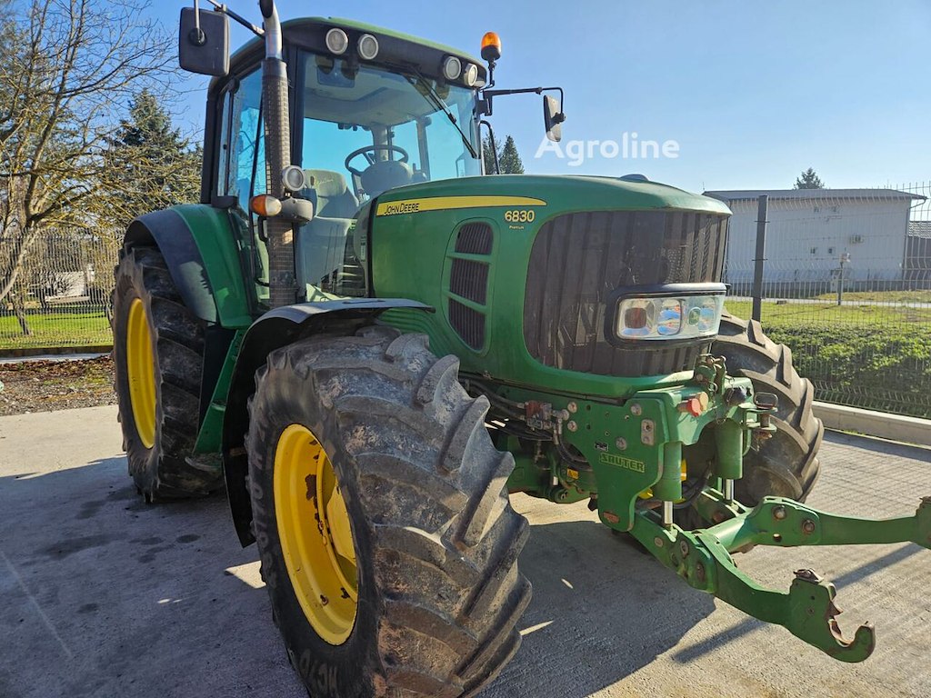 John Deere 6830 Premium traktor točkaš