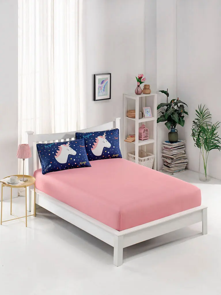 L'essentiel Maison Set čaršaf i 2 jastučenice Magic Unicorn, 160x200+20 cm, Teget-roze