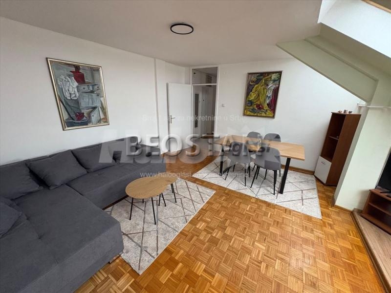 Novi Beograd - Blok 70 #65350 500 €