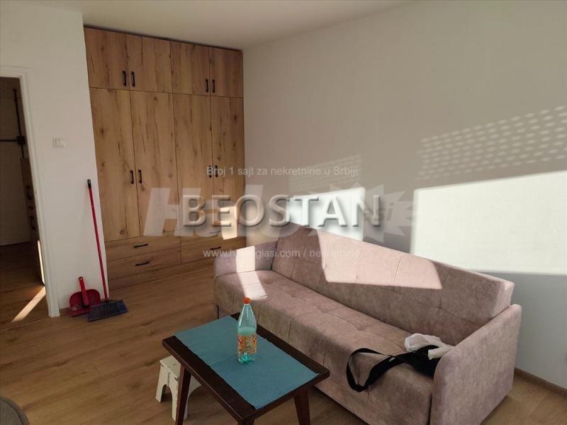 Novi Beograd - Fontana opstina #65296 500 €