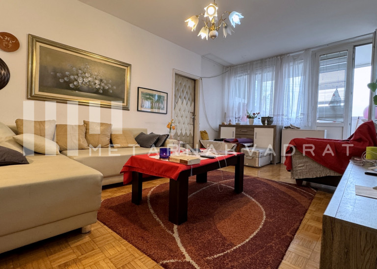 Autokomanda, Triše Kaclerovića, odličan (ID: 1258) ID#1258 215.000 €